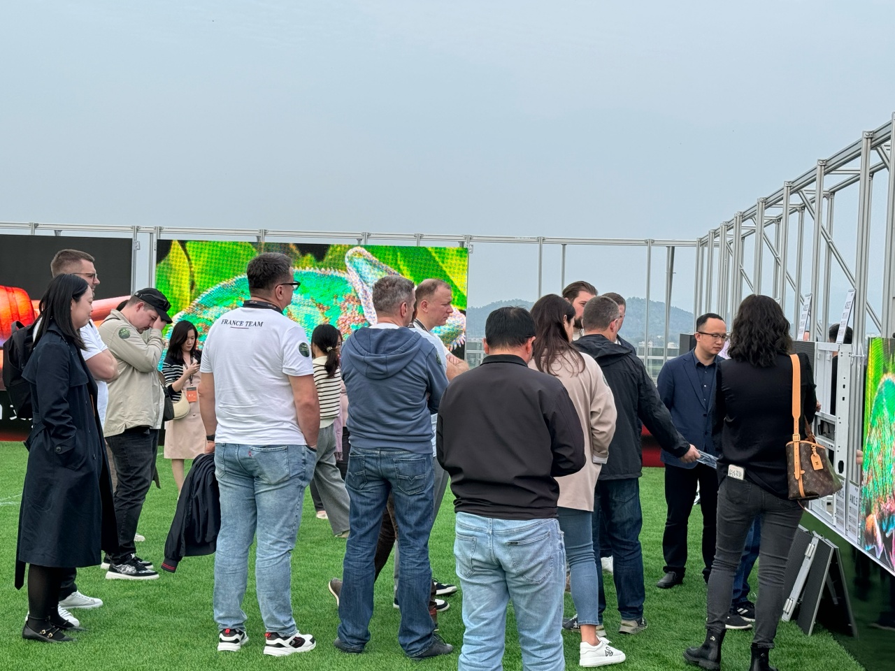 Absen Revolutionizes Outdoor Displays with Zero Down Payment and 10 ...